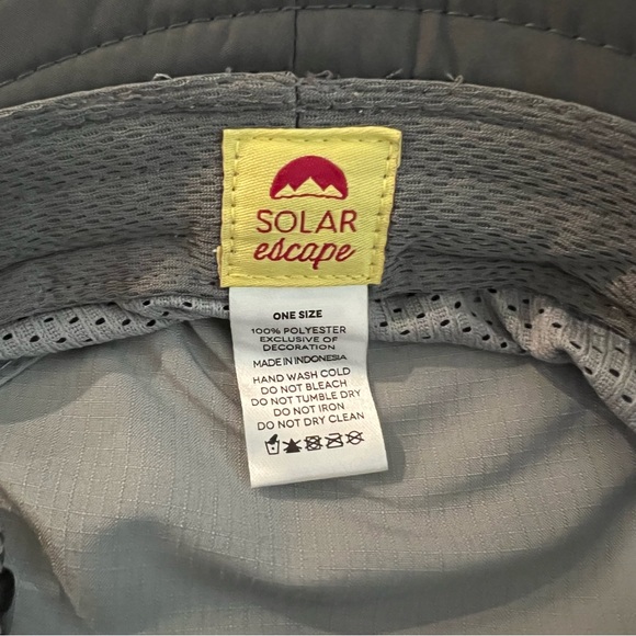 Solar Escape | Accessories | New Solar Escape Hat Uv Sun Protection ...